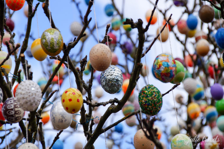 10.000 Ostereier? Der Saalfelder Osterbaum | julie travels